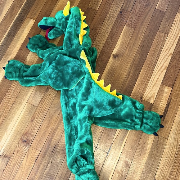 Chrisha Playful Plush | Costumes | Vtg 998 Chrisha Playful Plush Kids ...